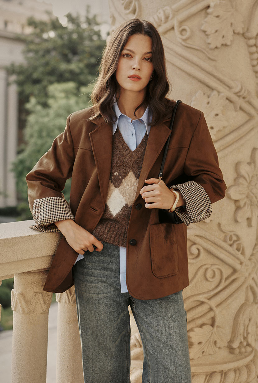 Petite Studio's Dominique Oversized Suede Blazer in Caramel - Petite ...